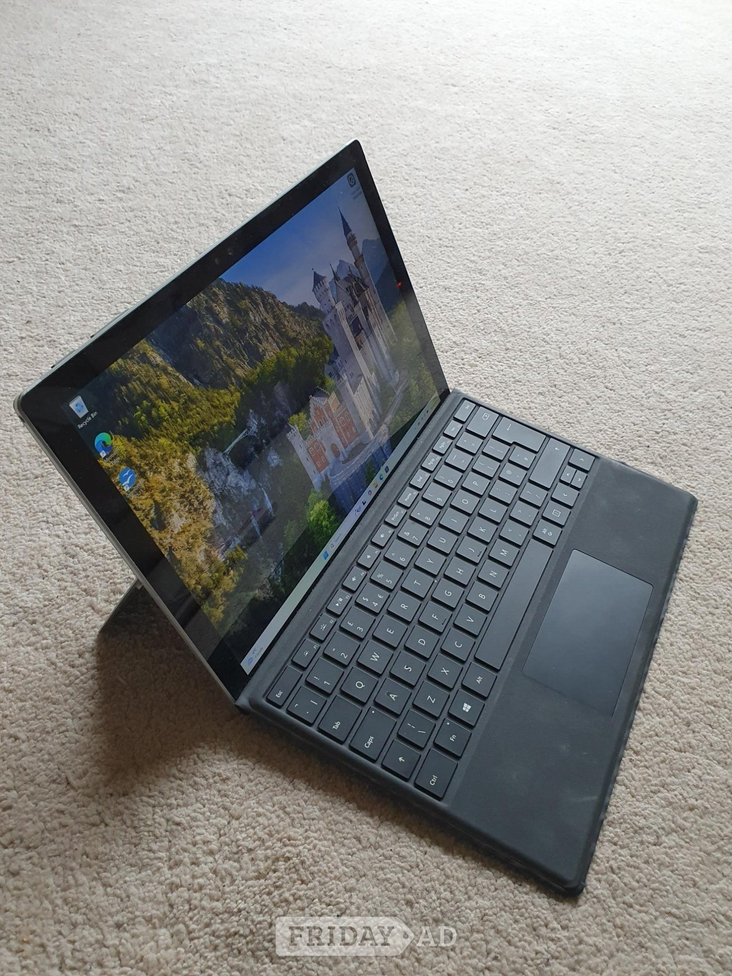 Microsoft Surface Pro 4 Tablet PC in Farnham